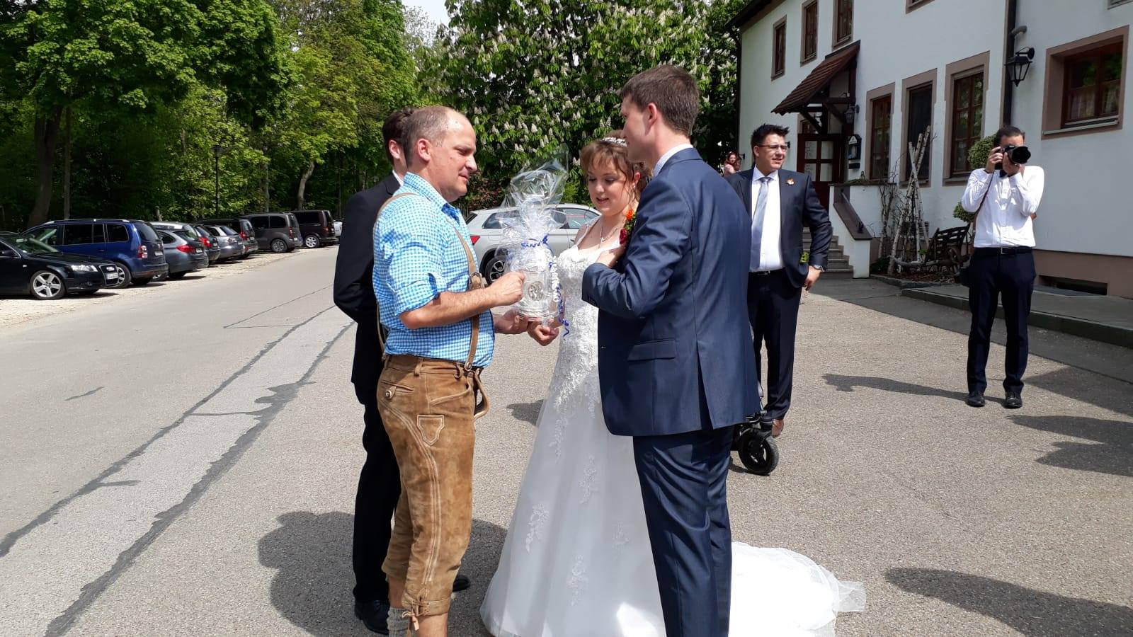 Kristina und Matthias schließen den Bund fürs Leben – Freiwillige ...